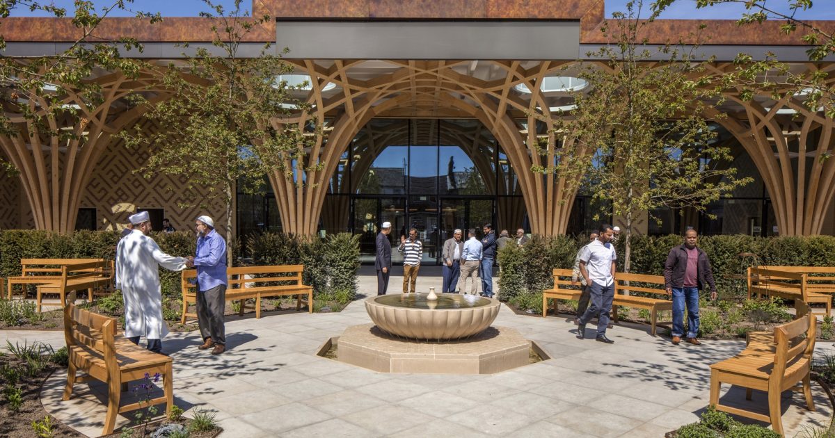 Cambridge Central Mosque wins RIBA People's Vote 2021 | Taylor Maxwell